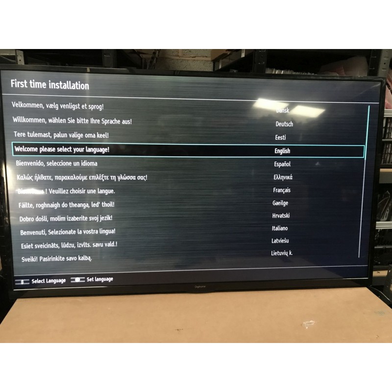 DiGihome 55" SMART LED TV 55292UHDSFVPT2 fully working tv with no stand ...